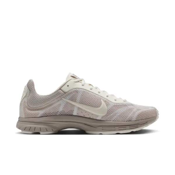 Nike Zoom Streak 3 Athletic Shoes - Brown