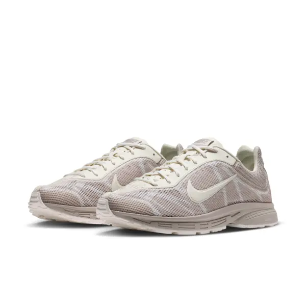 Nike Zoom Streak 3 Athletic Shoes - Brown
