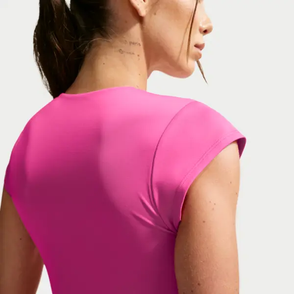 Nike Swim Effortless Essential Cap Sleeve Swim Top