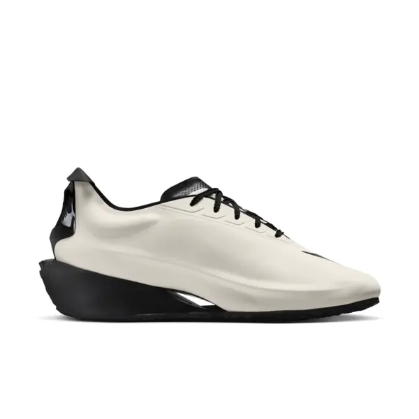 Nike First Sight Noir Shoes