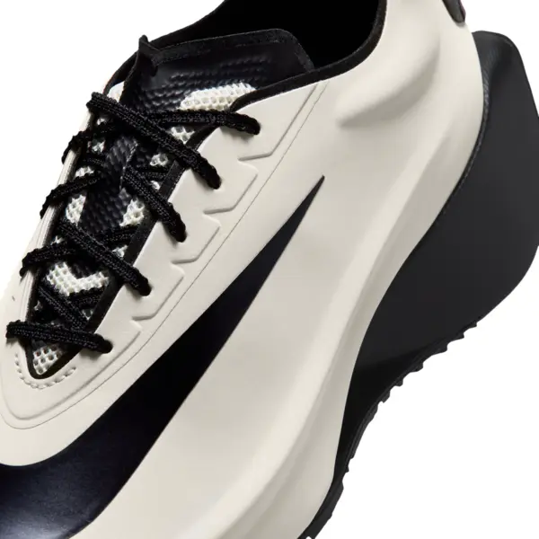 Nike First Sight Noir Shoes