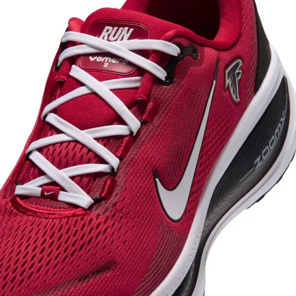 Nike Vomero Nfl Road Running Shoes - Red