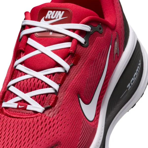 Nike Vomero 18 Nfl Road Running Shoes - Red