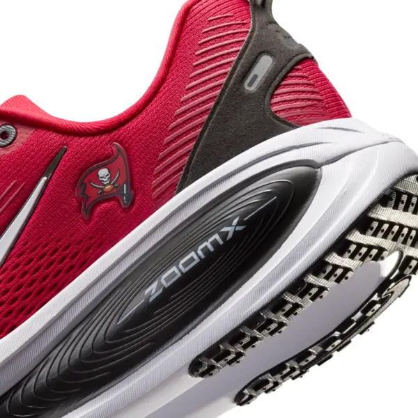 Nike Vomero 18 Nfl Road Running Shoes - Red