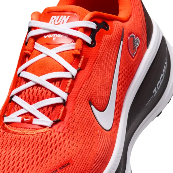 Nike Vomero 18 Nfl Road Running Shoes - Orange