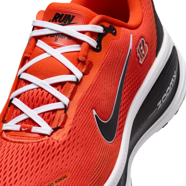 Nike Vomero 18 Nfl Road Running Shoes - Orange