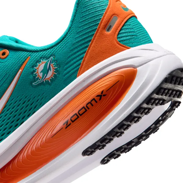 Nike Vomero 18 Nfl Road Running Shoes - Green