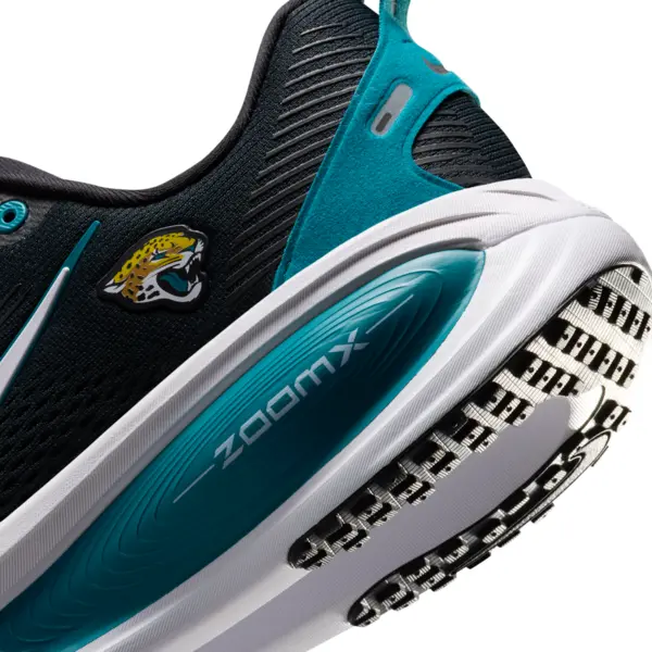 Nike Vomero 18 Nfl Road Running Shoes - Black