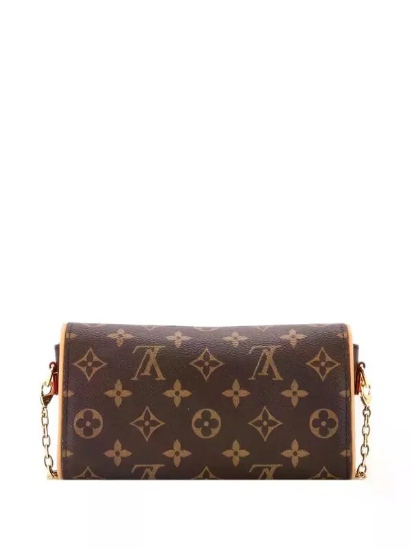 LOUIS VUITTON Camille Pochette Monogram Canvas Clutch Bag