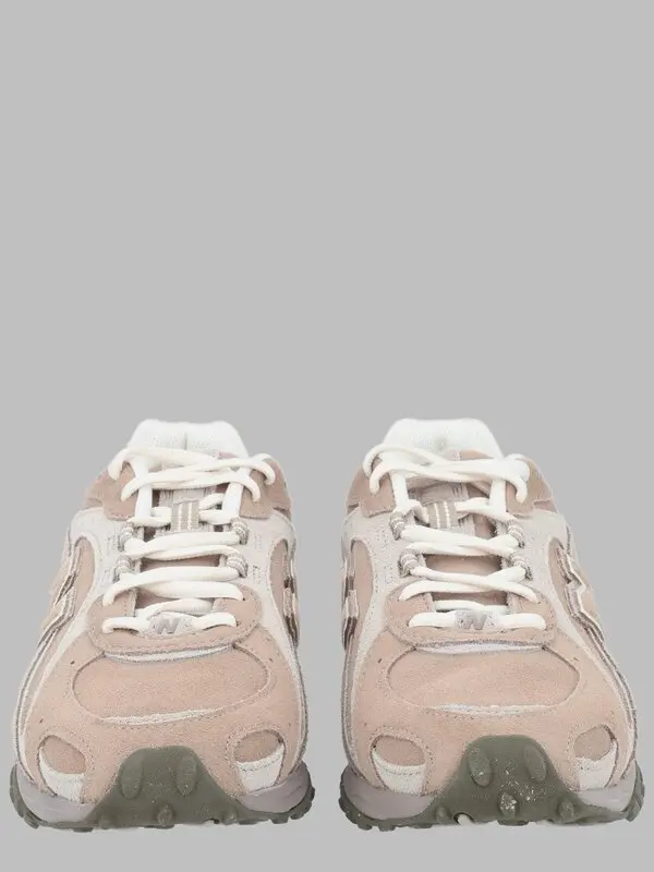 NEW BALANCE Suede Low Top Sneakers - Beige