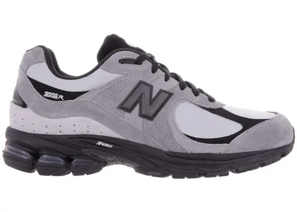 NEW BALANCE 2002r