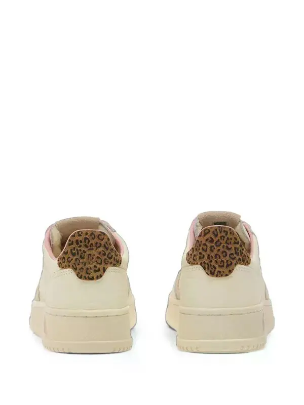 AUTRY Medalist Low Leopard-detail Sneakers