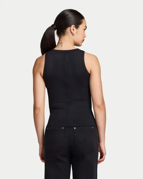 HERA Essential Button Top - Black