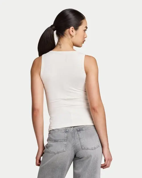 HERA Essential Button Top - Coconut Milk