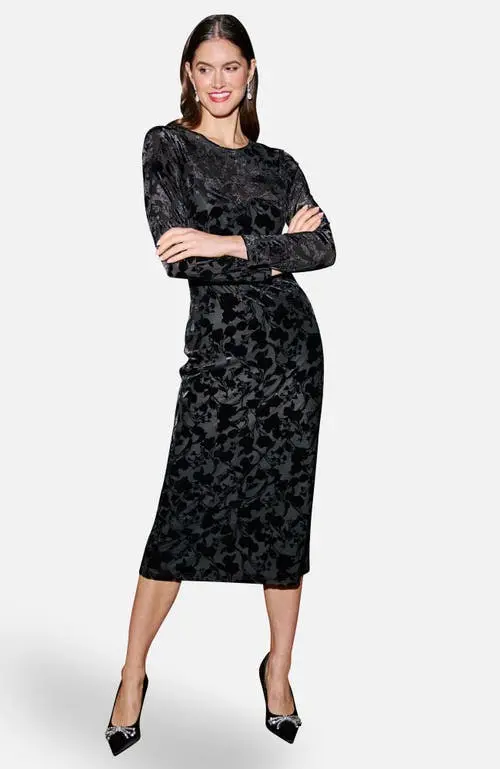 YUMI Burnout Floral Velvet Midi Dress