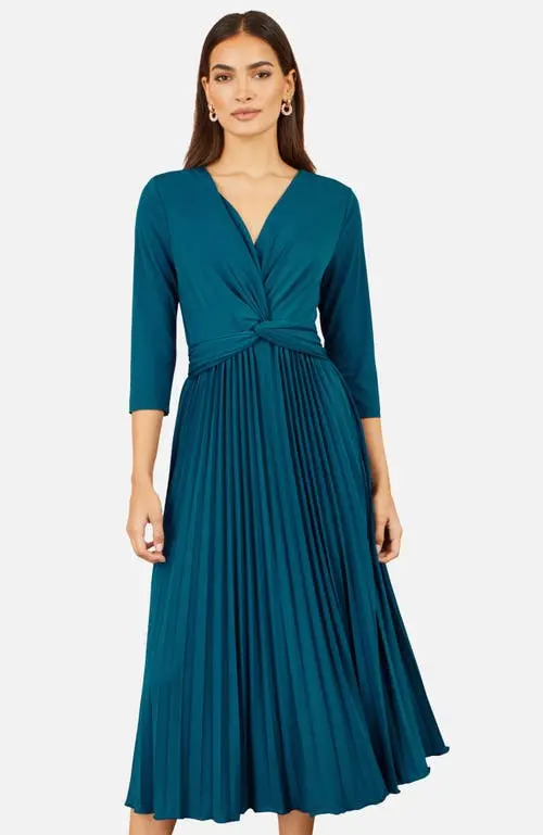 YUMI Stretch Wrap Pleated Midi Dress
