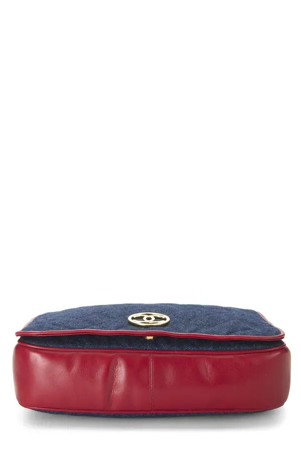 Chanel Cc' Denim Messenger
