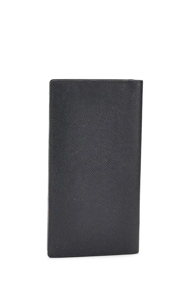 LOUIS VUITTON Taiga Brazza Continental Wallet