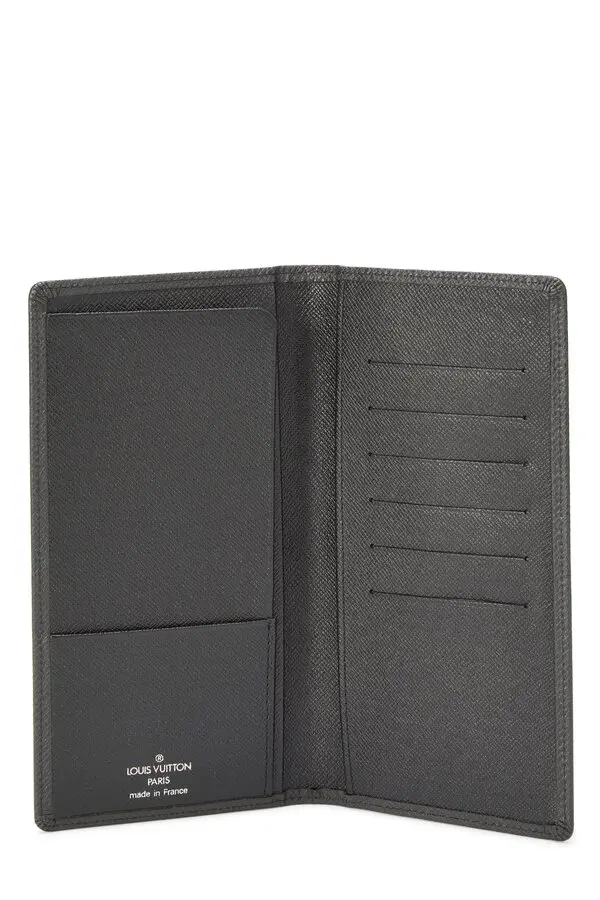 LOUIS VUITTON Taiga Porte Valeurs