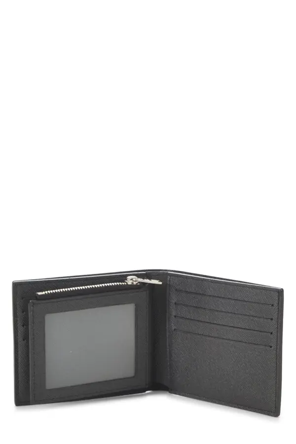 LOUIS VUITTON Taiga Amerigo Bi-fold Wallet