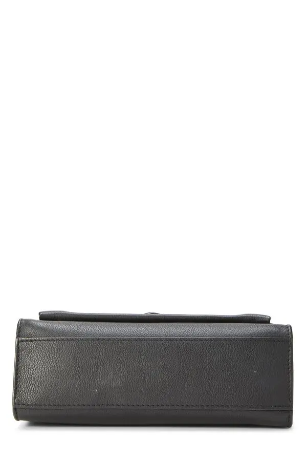 LOUIS VUITTON Leather My Lockme Chain Bag