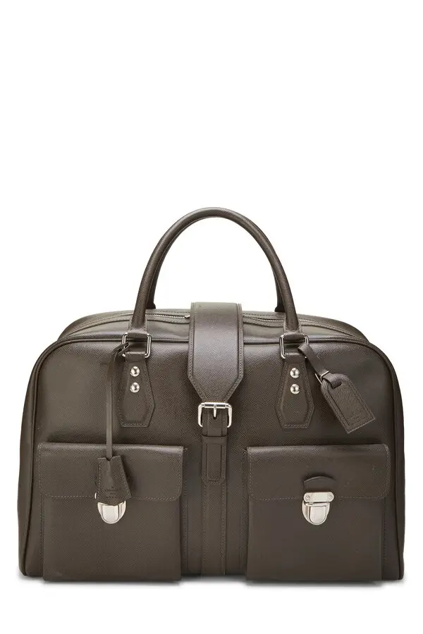 LOUIS VUITTON Taiga Ivan