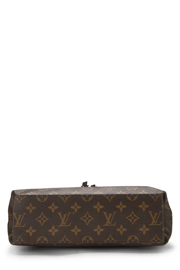 LOUIS VUITTON Monogram Canvas Tuileries Besace Shoulder Bag