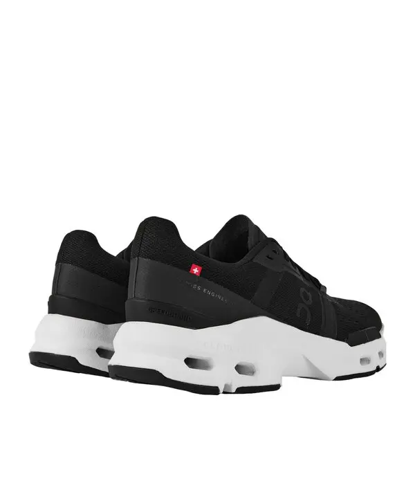 On Low Top Trainers