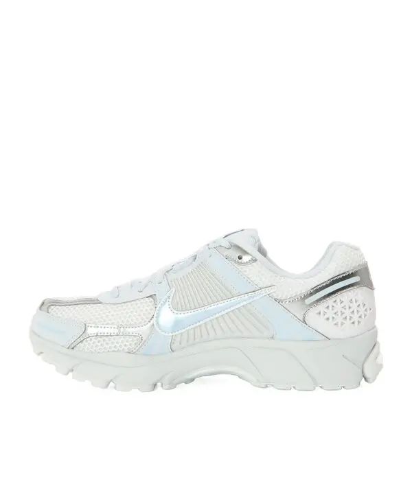 Nike Low-top Trainers With Breathable Material
