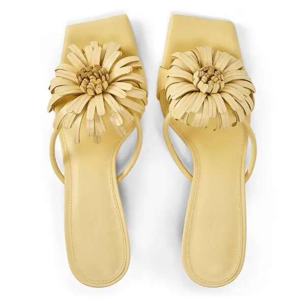 Cult Gaia Simple Low-heeled Sandals