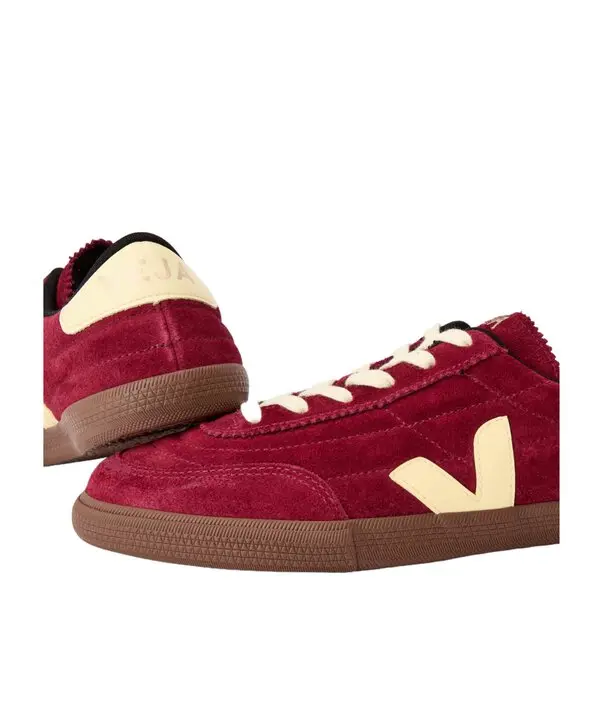 VEJA Low-top Trainers - Red