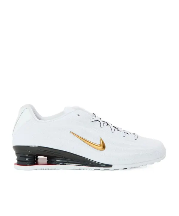 Nike Lace Up Sneakers - No