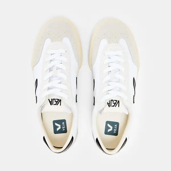 VEJA Simple Blackandwhite Shoes