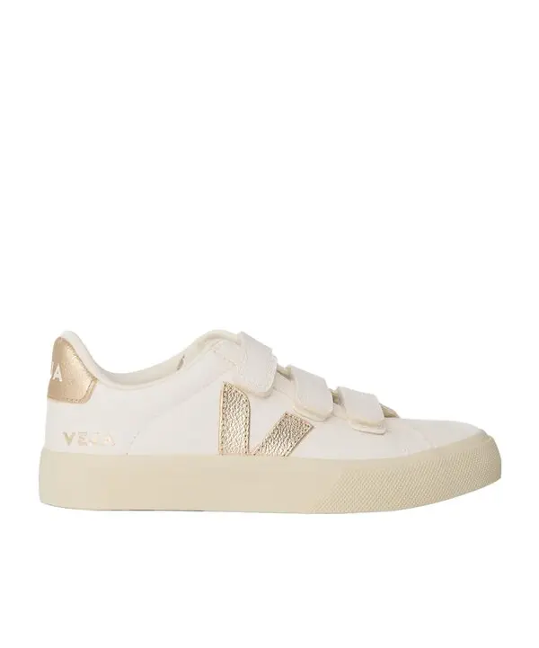VEJA Simple Versatile Shoes