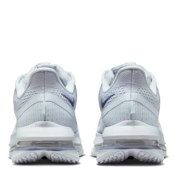 Nike Solid Color Sneakers