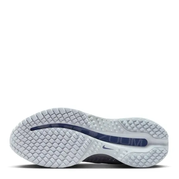 Nike Solid Color Sneakers