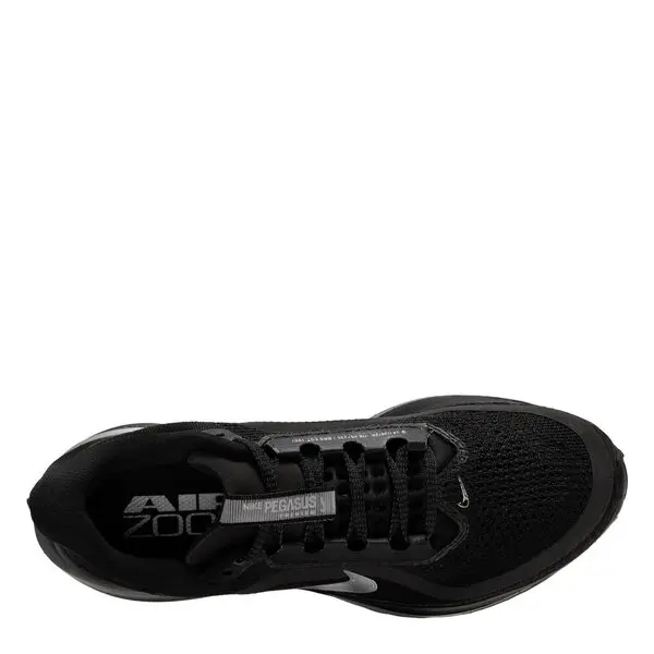 Nike Solid Color Sneakers