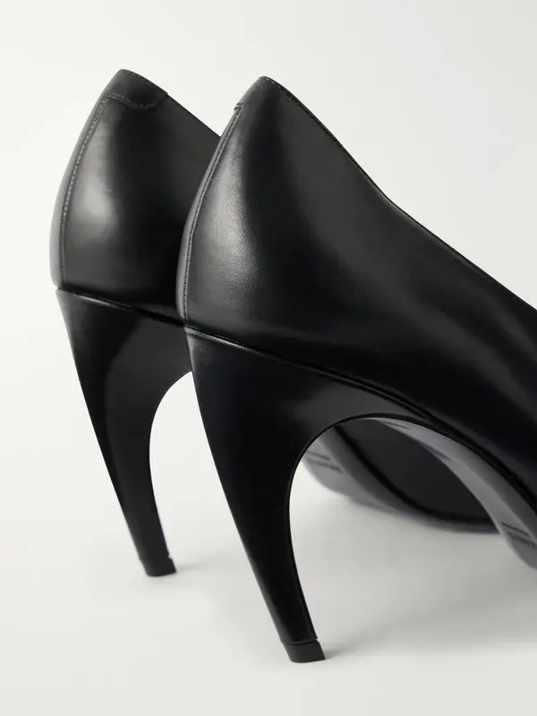 Khaite Leather Lace-up Pumps - Black