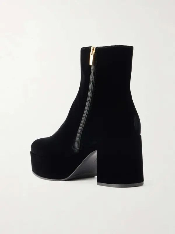 GIANVITO ROSSI Sally Velvet Ankle Boots