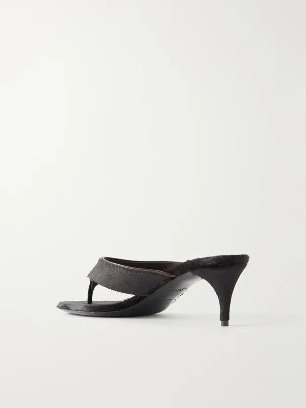 Alaïa Calf Hair Thong Sandals - Brown