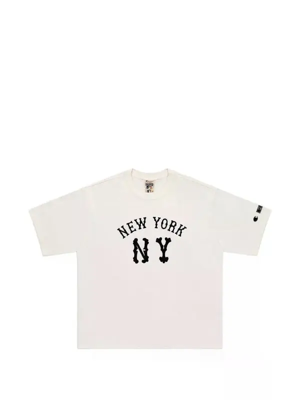 Champion Embroidered T-shirt - Neutrals