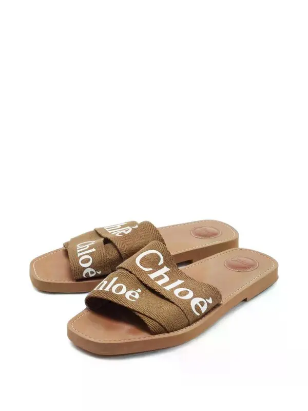 Chloé Woody Logo Print Flat Sandals - Brown