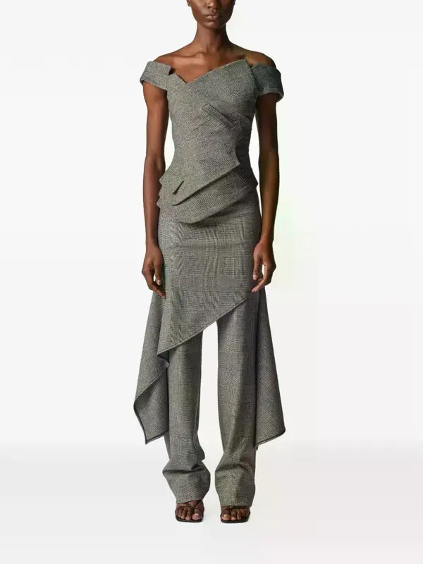 Monse Deconstructed Asymmetric Top
