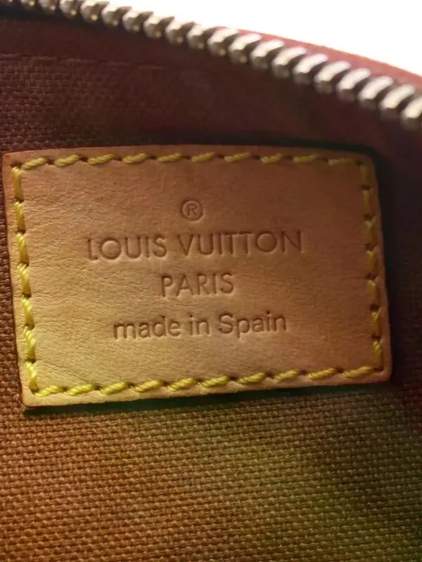 LOUIS VUITTON 2006 Monogram Tulum Gm Bag