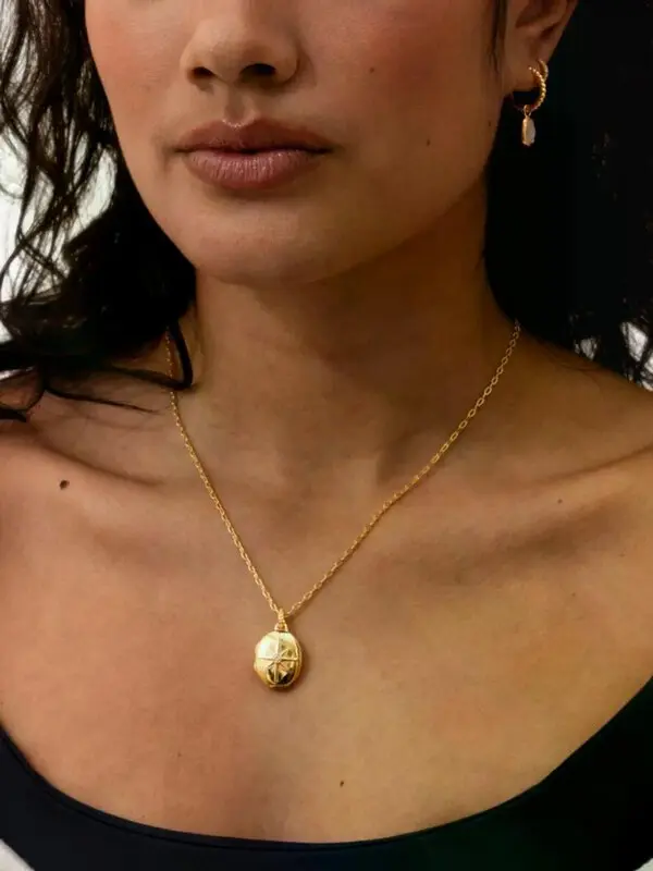 DOWER & HALL Starburst Diamond Locket Necklace