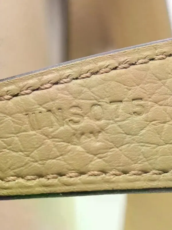 Hermès Lindy 26 Shoulder Bag - Neutrals