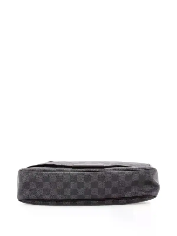 LOUIS VUITTON Damier Graphite Messenger Bag