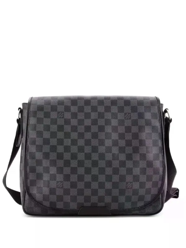 LOUIS VUITTON Damier Graphite Messenger Bag - Black