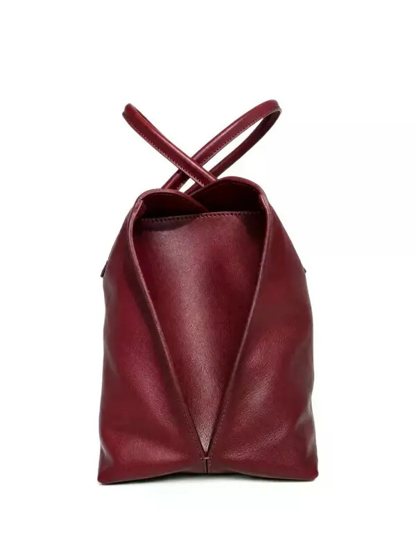 IACUCCI Logo-debossed Leather Tote Bag