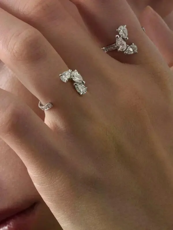 REPOSSI 18kt White Gold Serti Sur Vide Diamong Ring